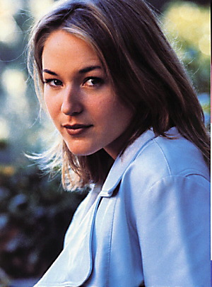 Foolish Games : A Jewel Fan Site