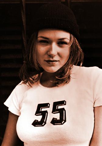 Foolish Games : A Jewel Fan Site